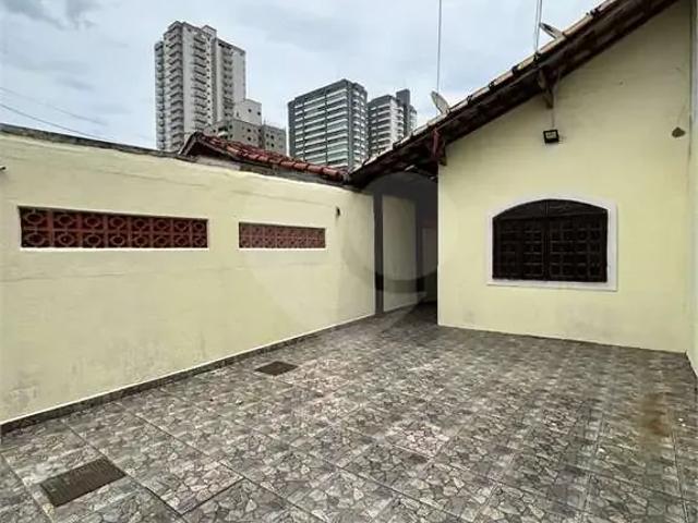 Casa / Sobrado para Venda em Praia Grande/SP Vila Caiçara 2 Quartos