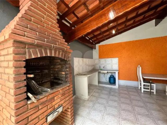 Casa / Sobrado para Venda em Praia Grande/SP Vila Caiçara 2 Quartos