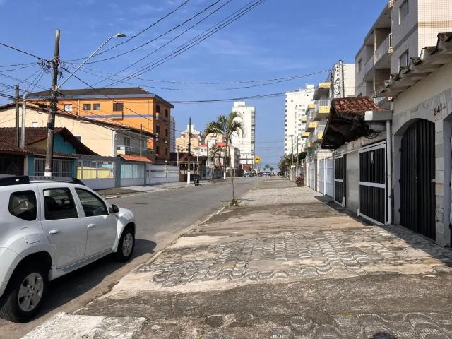 Casa / Sobrado para Venda em Praia Grande/SP Vila Caiçara 2 Quartos