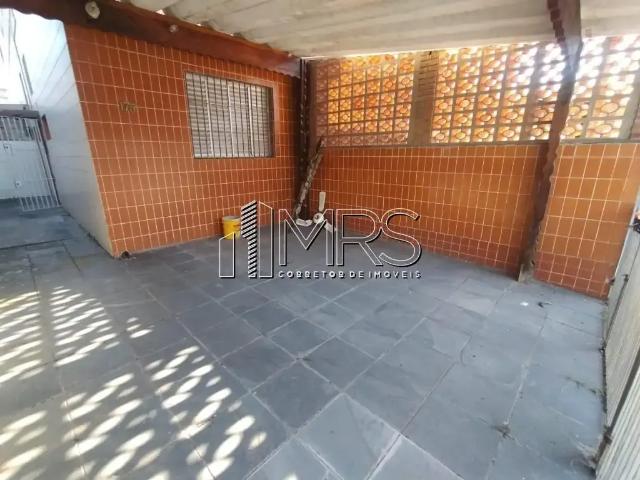 Casa / Sobrado para Venda em Praia Grande/SP Vila Caiçara 4 Quartos