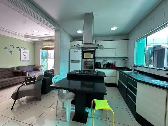 Casa / Sobrado para Venda em Praia Grande/SP Vila Caiçara 5 Quartos