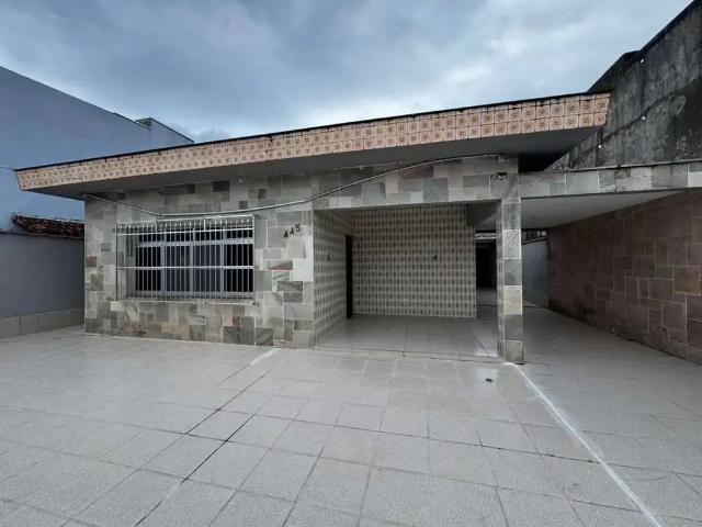 Casa / Sobrado para Venda em Praia Grande/SP Vila Romero 3 Quartos
