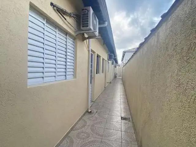 Casa / Sobrado para Venda em Praia Grande/SP Vila Sonia 2 Quartos