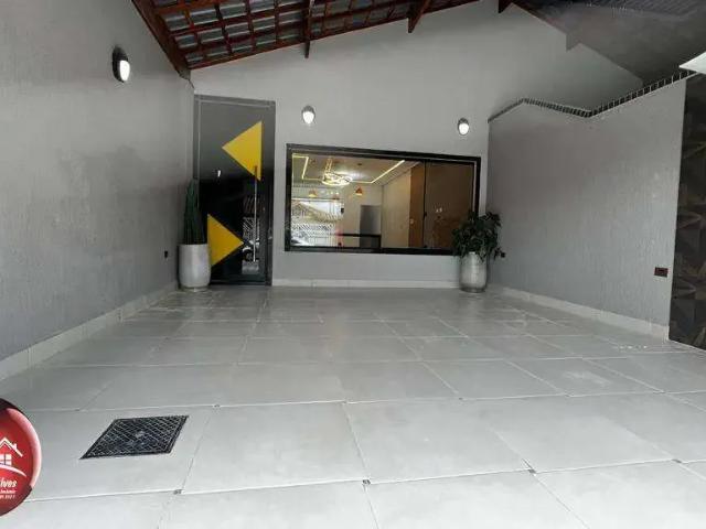 Casa / Sobrado para Venda em Praia Grande/SP Vilamar 3 Quartos
