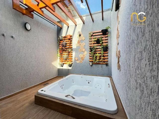 Casa / Sobrado para Venda em Praia Grande/SP Vilamar 3 Quartos