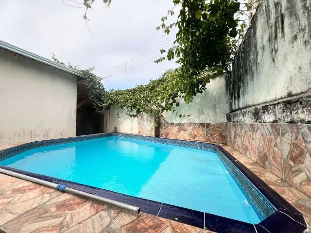 Casa / Sobrado para Venda em Praia Grande/SP Vilamar 3 Quartos