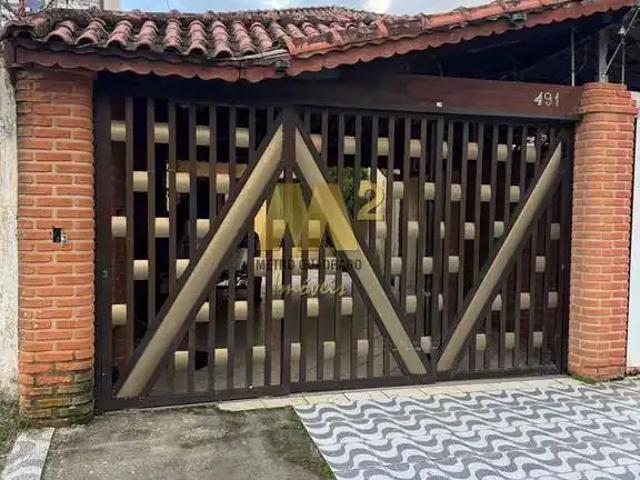 Casa / Sobrado para Venda em Praia Grande/SP Aviação 3 Quartos