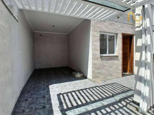 Casa / Sobrado para Venda em Praia Grande/SP Aviação 3 Quartos