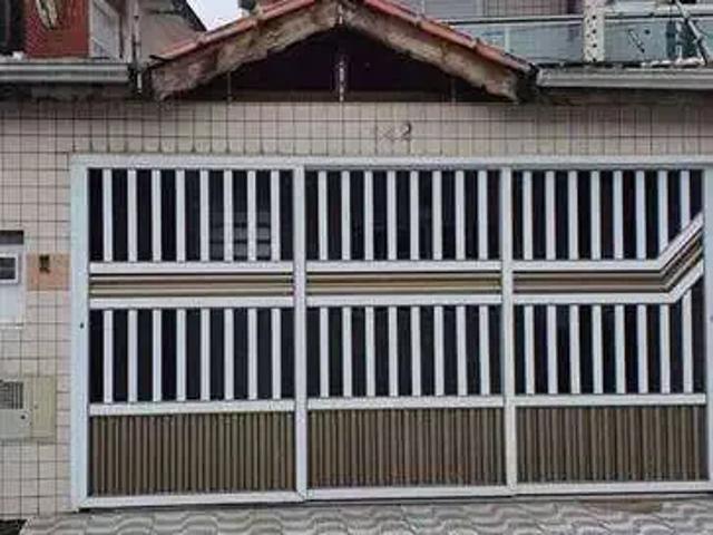 Casa / Sobrado para Venda em Praia Grande/SP Aviação 3 Quartos
