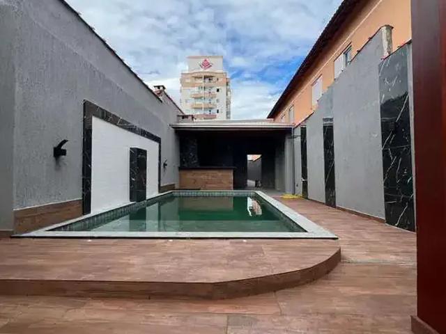 Casa / Sobrado para Venda em Praia Grande/SP Aviação 2 Quartos