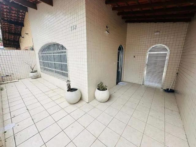 Casa / Sobrado para Venda em Praia Grande/SP Aviação 2 Quartos
