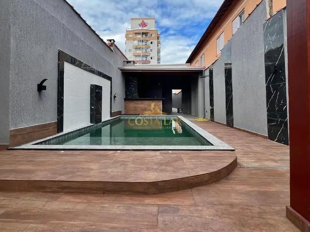 Casa / Sobrado para Venda em Praia Grande/SP Aviação 2 Quartos