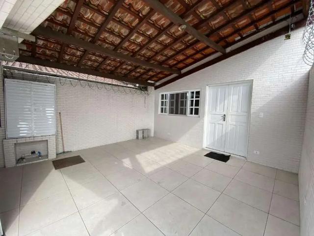 Casa / Sobrado para Venda em Praia Grande/SP Aviação 2 Quartos