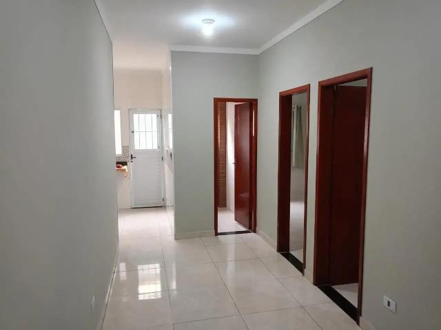 Casa / Sobrado para Venda em Praia Grande/SP Balneário Esmeralda 2 Quartos