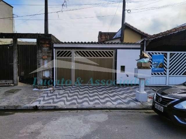 Casa / Sobrado para Venda em Praia Grande/SP Balneário Esmeralda 3 Quartos