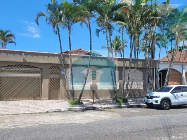 Casa / Sobrado para Venda em Praia Grande/SP Balneário Flórida 4 Quartos