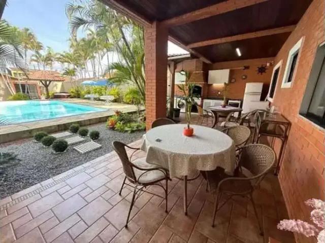 Casa / Sobrado para Venda em Praia Grande/SP Balneário Flórida 4 Quartos