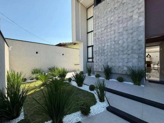 Casa / Sobrado para Venda em Praia Grande/SP Balneário Flórida 4 Quartos