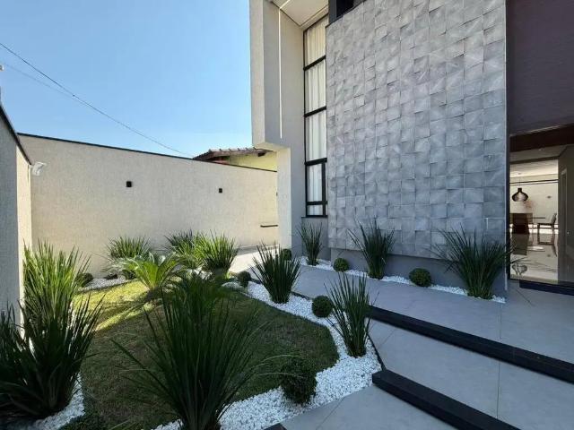Casa / Sobrado para Venda em Praia Grande/SP Balneário Flórida 4 Quartos