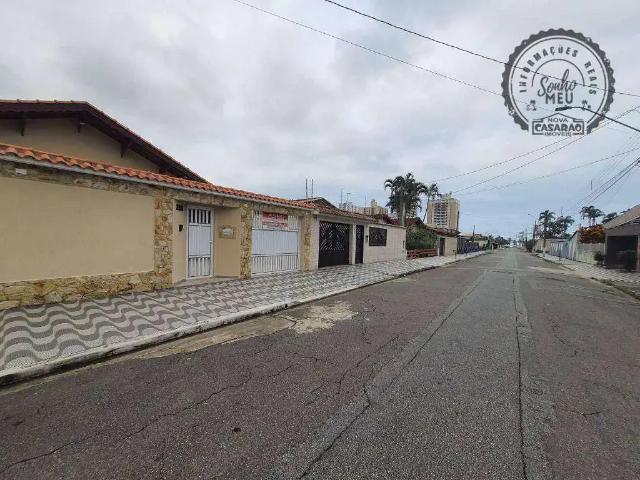 Casa / Sobrado para Venda em Praia Grande/SP Balneário Flórida 4 Quartos