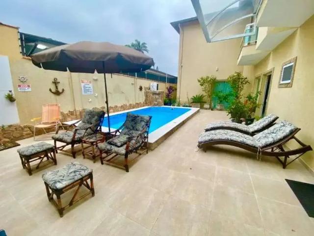 Casa / Sobrado para Venda em Praia Grande/SP Balneário Flórida 4 Quartos