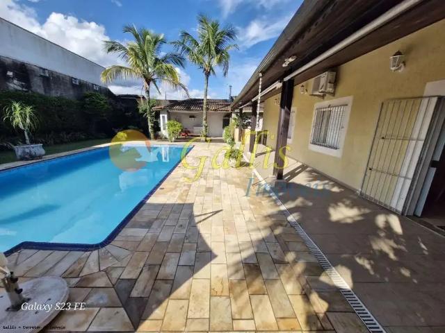 Casa / Sobrado para Venda em Praia Grande/SP Balneário Flórida 4 Quartos