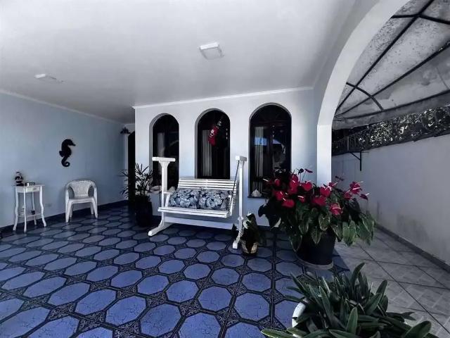 Casa / Sobrado para Venda em Praia Grande/SP Balneário Flórida 4 Quartos