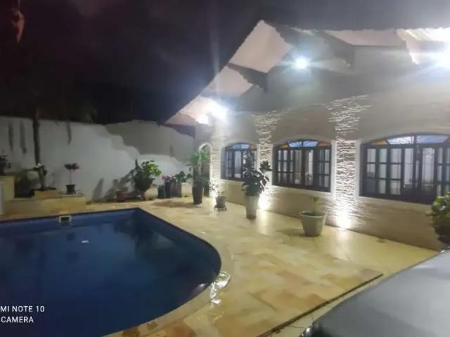 Casa / Sobrado para Venda em Praia Grande/SP Balneário Flórida 4 Quartos