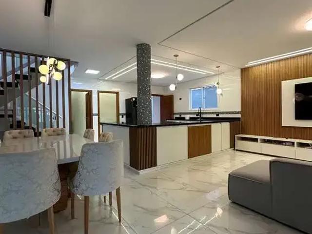 Casa / Sobrado para Venda em Praia Grande/SP Balneário Flórida 5 Quartos