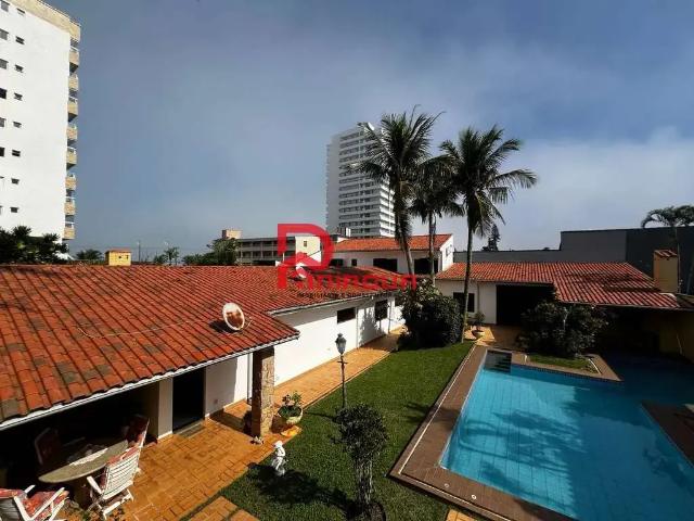 Casa / Sobrado para Venda em Praia Grande/SP Balneário Flórida 5 Quartos