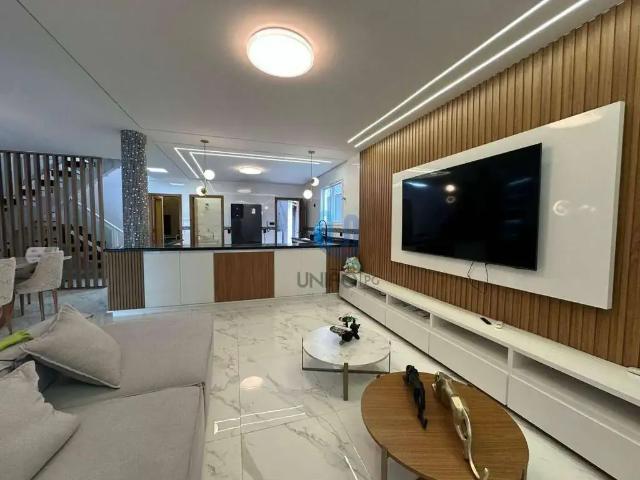 Casa / Sobrado para Venda em Praia Grande/SP Balneário Flórida 5 Quartos