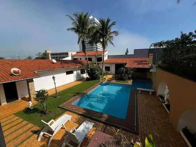 Casa / Sobrado para Venda em Praia Grande/SP Balneário Flórida 5 Quartos