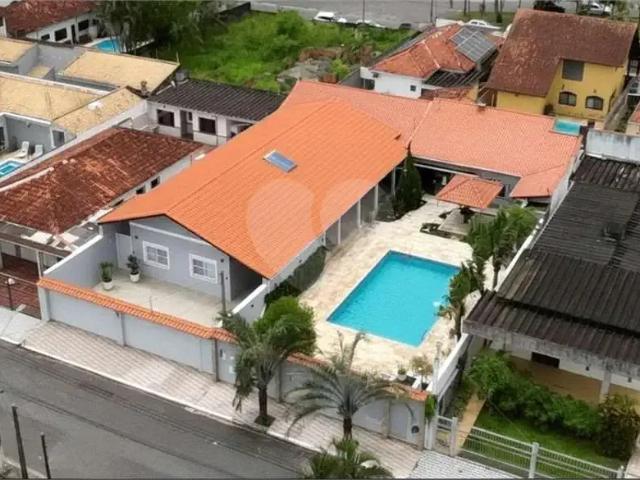 Casa / Sobrado para Venda em Praia Grande/SP Balneário Flórida 7 Quartos