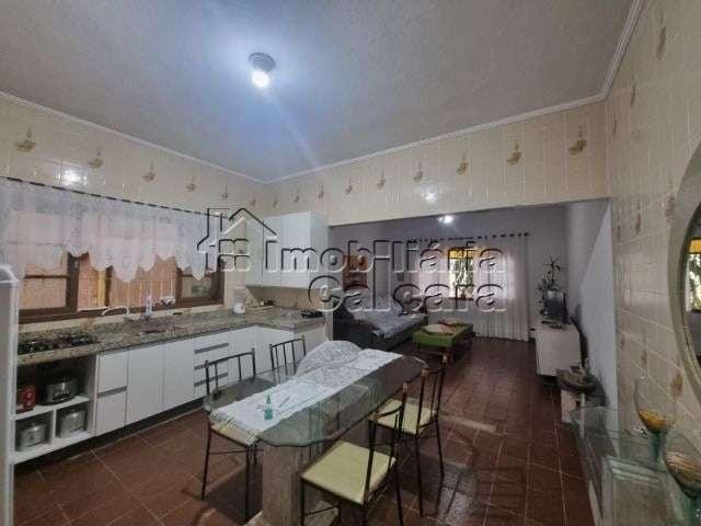 Casa / Sobrado para Venda em Praia Grande/SP Balneário Flórida 2 Quartos