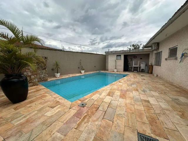 Casa / Sobrado para Venda em Praia Grande/SP Balneário Flórida 2 Quartos