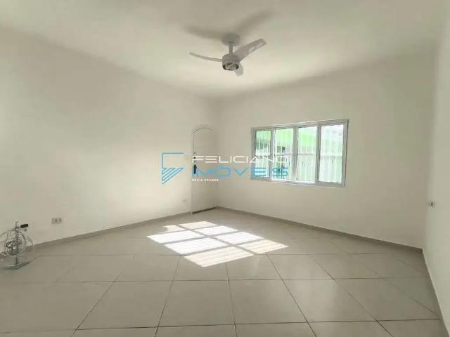 Casa / Sobrado para Venda em Praia Grande/SP Balneário Flórida 2 Quartos