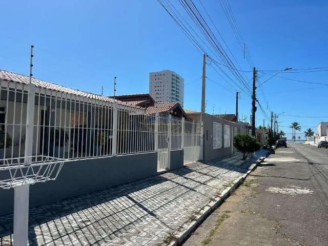 Casa / Sobrado para Venda em Praia Grande/SP Balneário Flórida 3 Quartos
