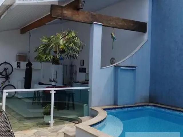 Casa / Sobrado para Venda em Praia Grande/SP Balneário Flórida 3 Quartos