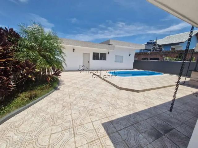 Casa / Sobrado para Venda em Praia Grande/SP Balneário Flórida 3 Quartos