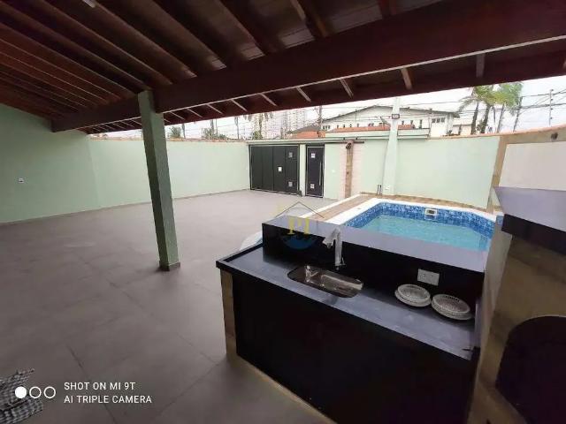 Casa / Sobrado para Venda em Praia Grande/SP Balneário Flórida 3 Quartos