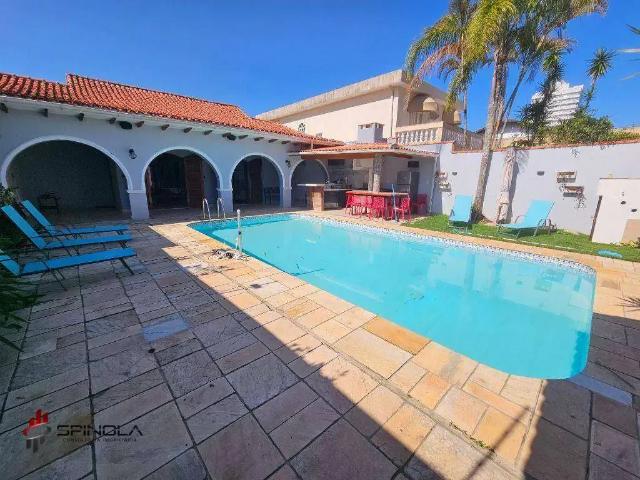 Casa / Sobrado para Venda em Praia Grande/SP Balneário Flórida 3 Quartos