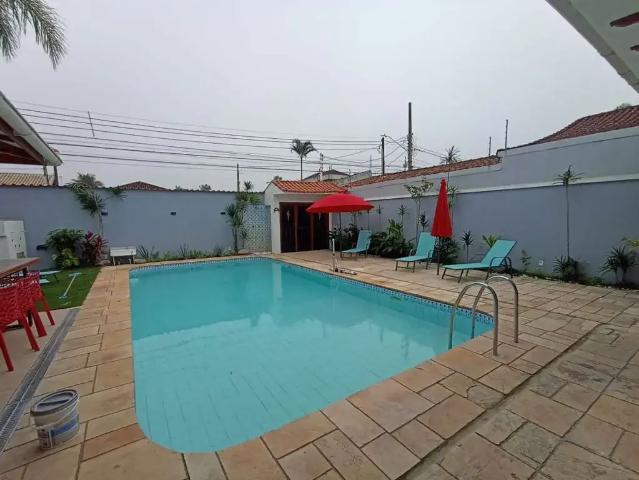 Casa / Sobrado para Venda em Praia Grande/SP Balneário Flórida 3 Quartos
