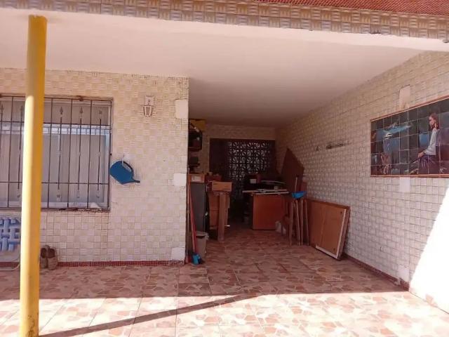 Casa / Sobrado para Venda em Praia Grande/SP Balneário Flórida 3 Quartos