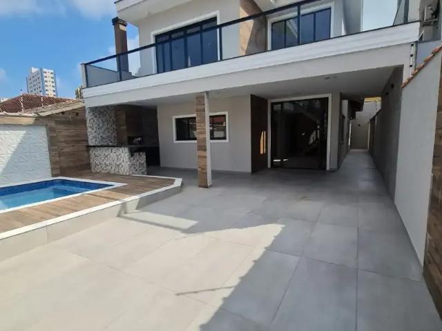 Casa / Sobrado para Venda em Praia Grande/SP Balneário Flórida 3 Quartos
