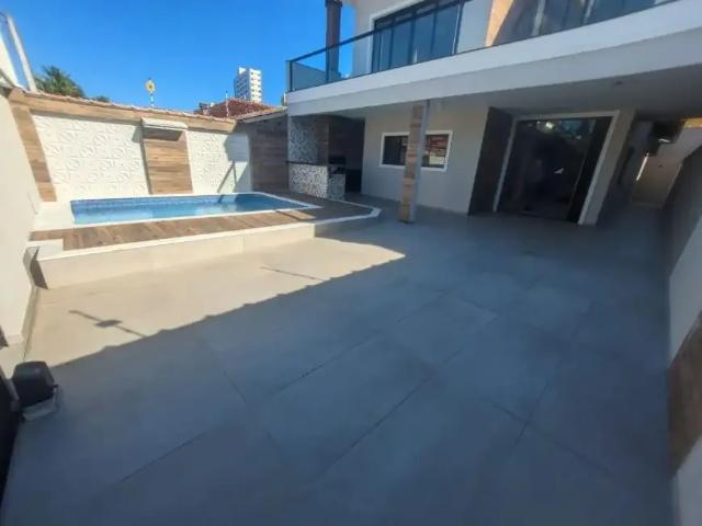 Casa / Sobrado para Venda em Praia Grande/SP Balneário Flórida 3 Quartos