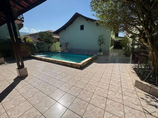Casa / Sobrado para Venda em Praia Grande/SP Balneário Flórida 3 Quartos