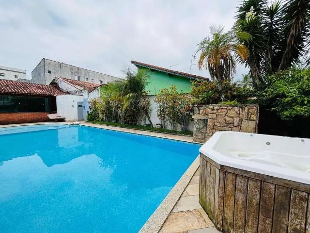 Casa / Sobrado para Venda em Praia Grande/SP Balneário Maracanã 5 Quartos