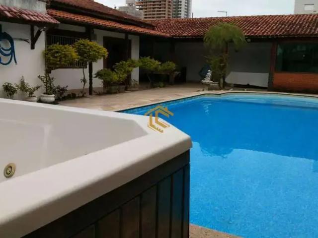 Casa / Sobrado para Venda em Praia Grande/SP Balneário Maracanã 5 Quartos