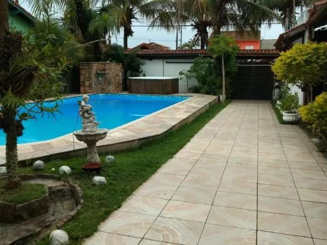 Casa / Sobrado para Venda em Praia Grande/SP Balneário Maracanã 5 Quartos
