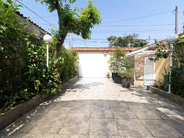 Casa / Sobrado para Venda em Praia Grande/SP Balneário Maracanã 1 Quartos